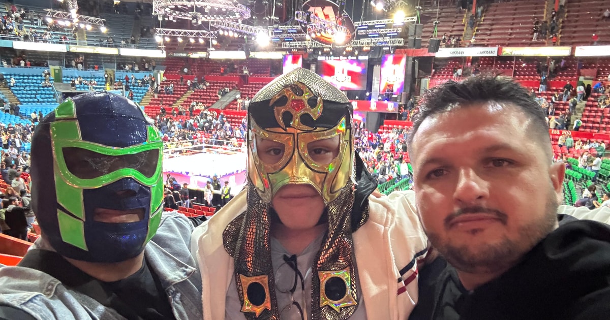 Mexico City: Lucha Libre Match with Ice Cream & Guide | GetYourGuide