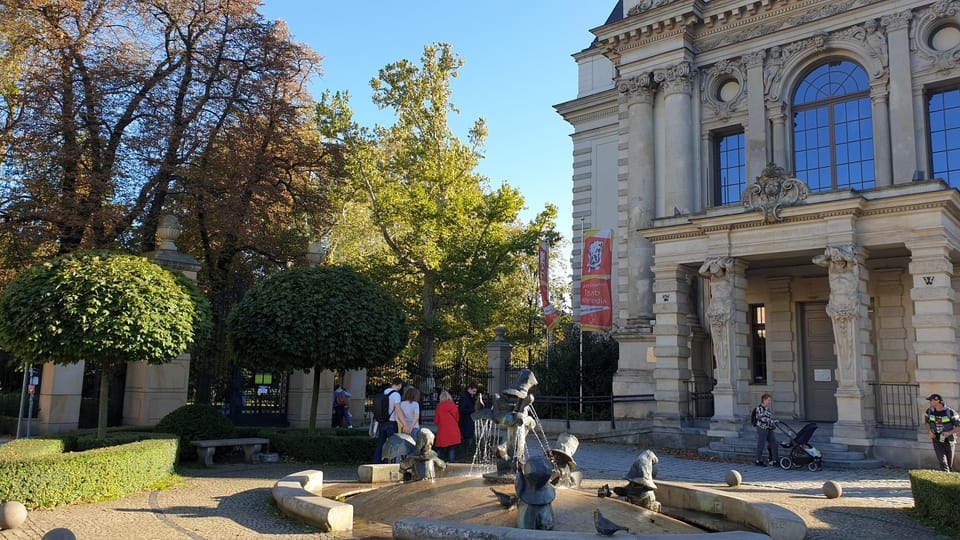 Wroclaw: Tour by large Historic Tram | GetYourGuide