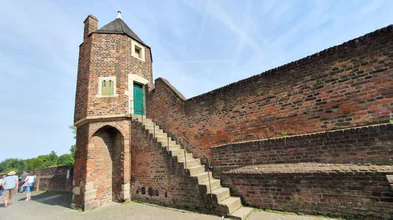 Zons: Self-guided Middle Ages Discovery Tour at Feste Zons | GetYourGuide