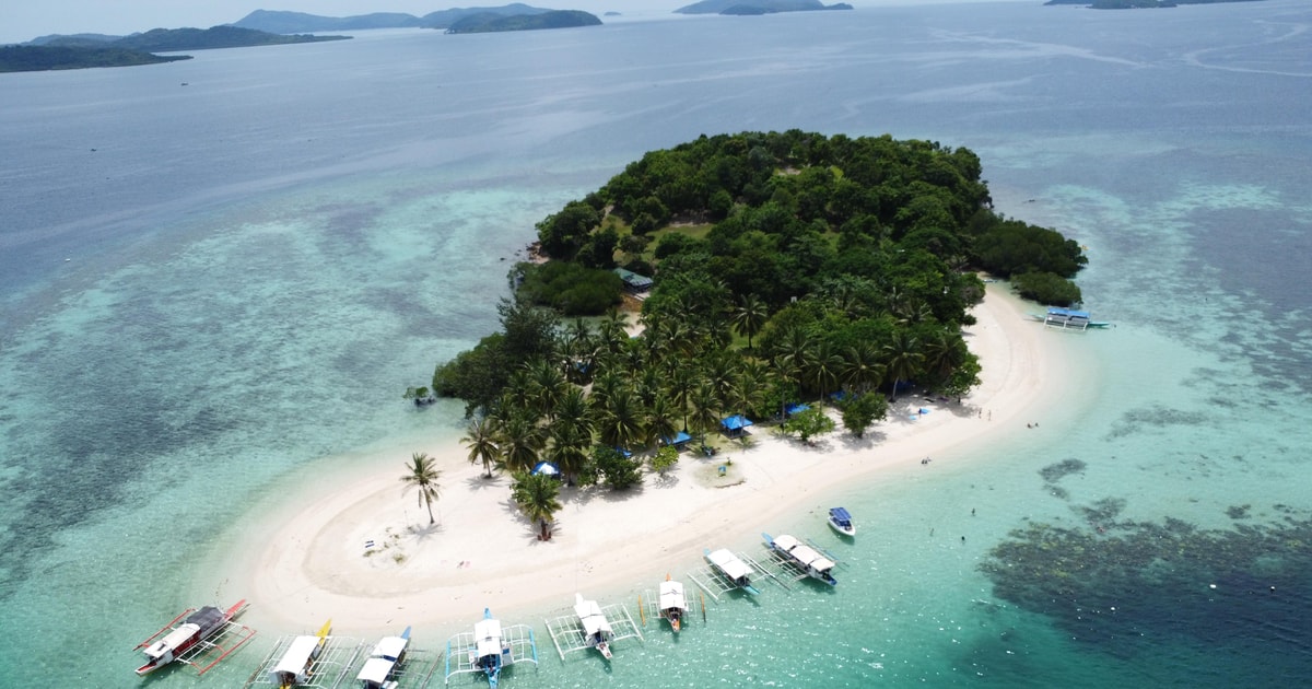 CORON:REEF AND WRECK - 2 JAPANISCHE WRACKS UND PASS ISLAND TOUR ...