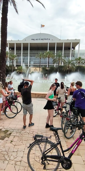 Valencia: City Highlights Guided Bike Tour | GetYourGuide