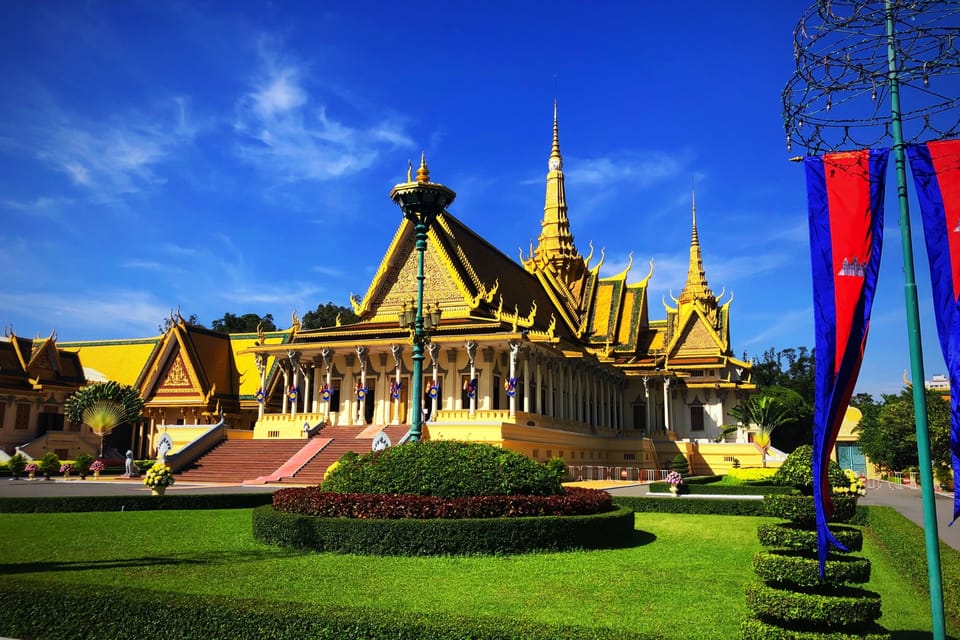 Phnom Penh: Tour of Royal Palace, Silver Pagoda & S-21 | GetYourGuide