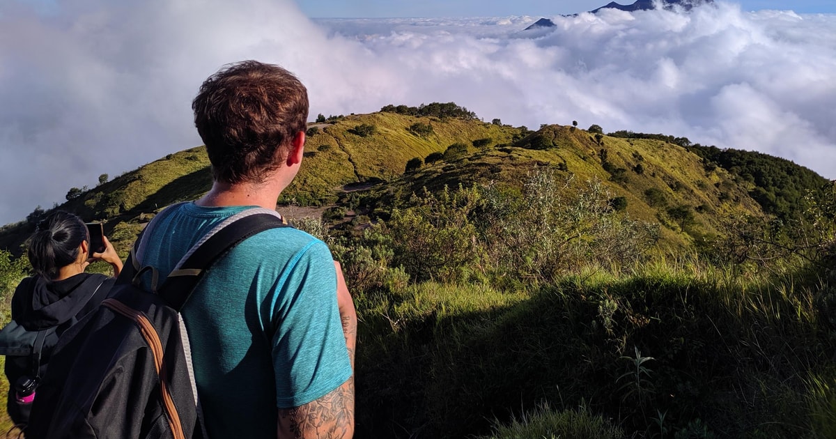 Ab Yogyakarta: 2 Tage 1 Nacht Mount Merbabu Camping Trip | GetYourGuide