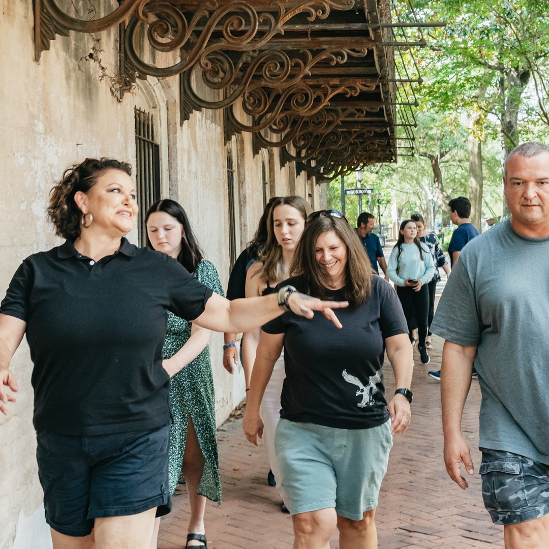 Savannah: Ghosts, Asylums, Voodoo, and Horror Walking Tour | GetYourGuide