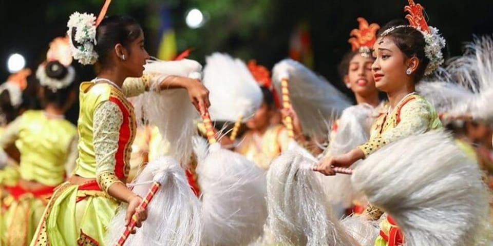 Kumbal Perahera - Sri Lanka | GetYourGuide