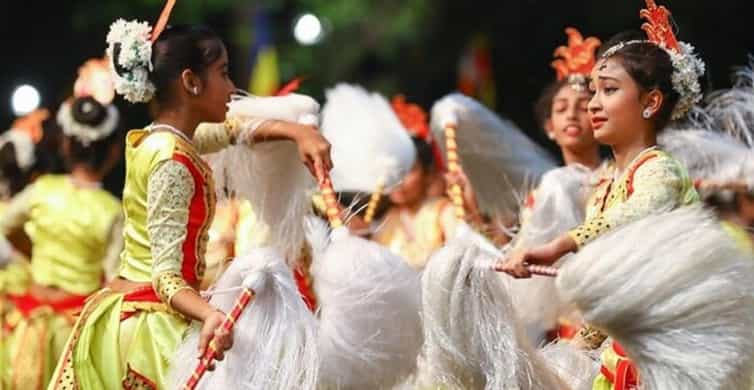 Kumbal Perahera - Sri Lanka | GetYourGuide