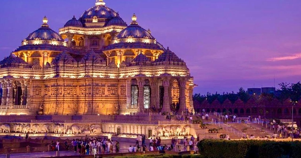 Nowe Delhi: prywatna wieczorna wycieczka do świątyni Akshardham z ...