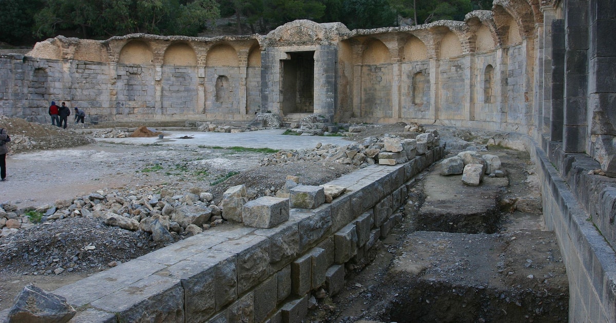 Berber Tour:Oudhna, Zaghouan and Zriba from hotel or boat cruise ...
