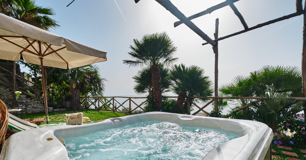 Amalfi Coast: exclusive Jacuzzi with champagne and meal pack | GetYourGuide