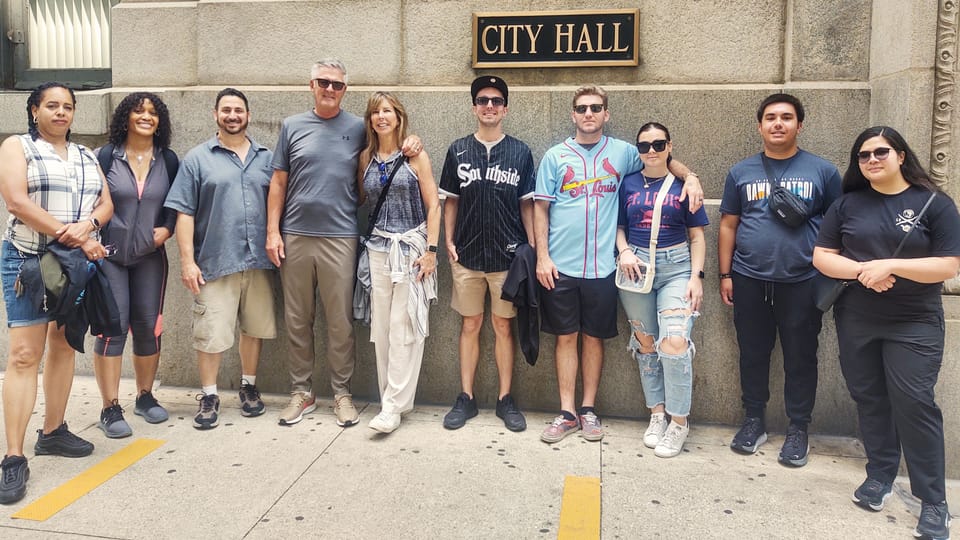 Chicago: Downtown TV and Movie Sites Walking Tour | GetYourGuide