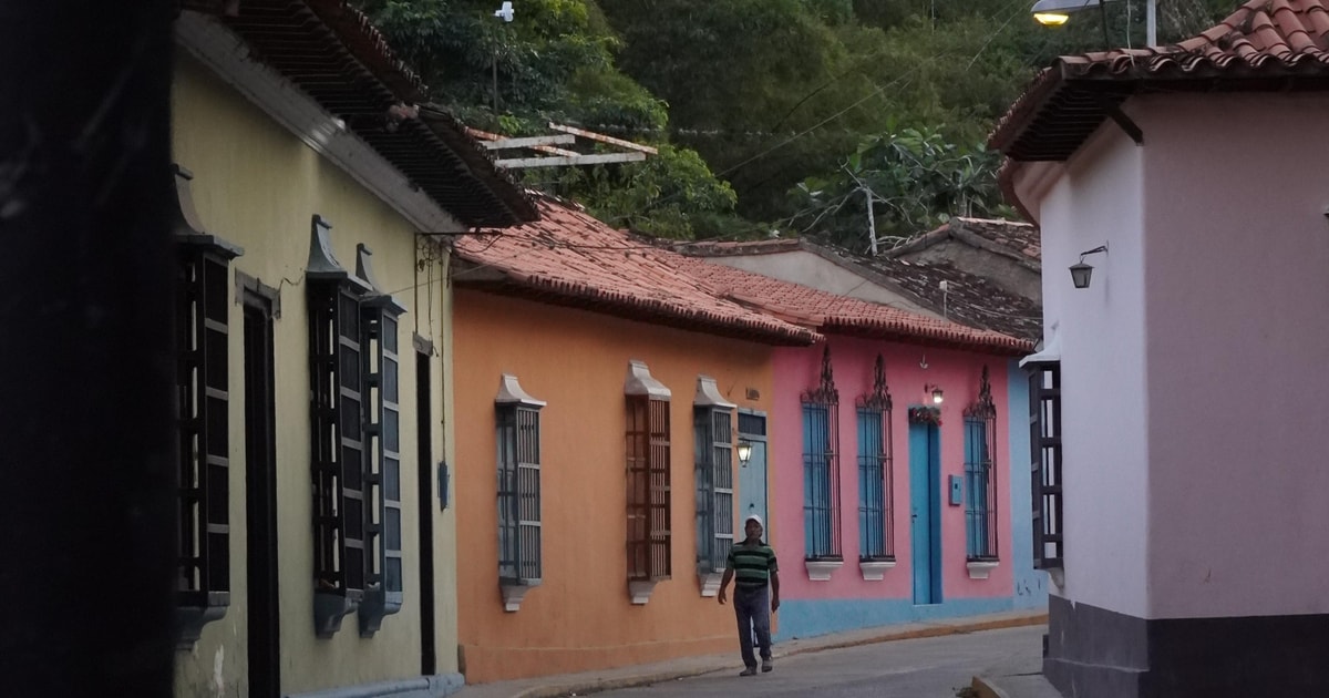 Rutas en Choroni playas, naturaleza, cacao | GetYourGuide