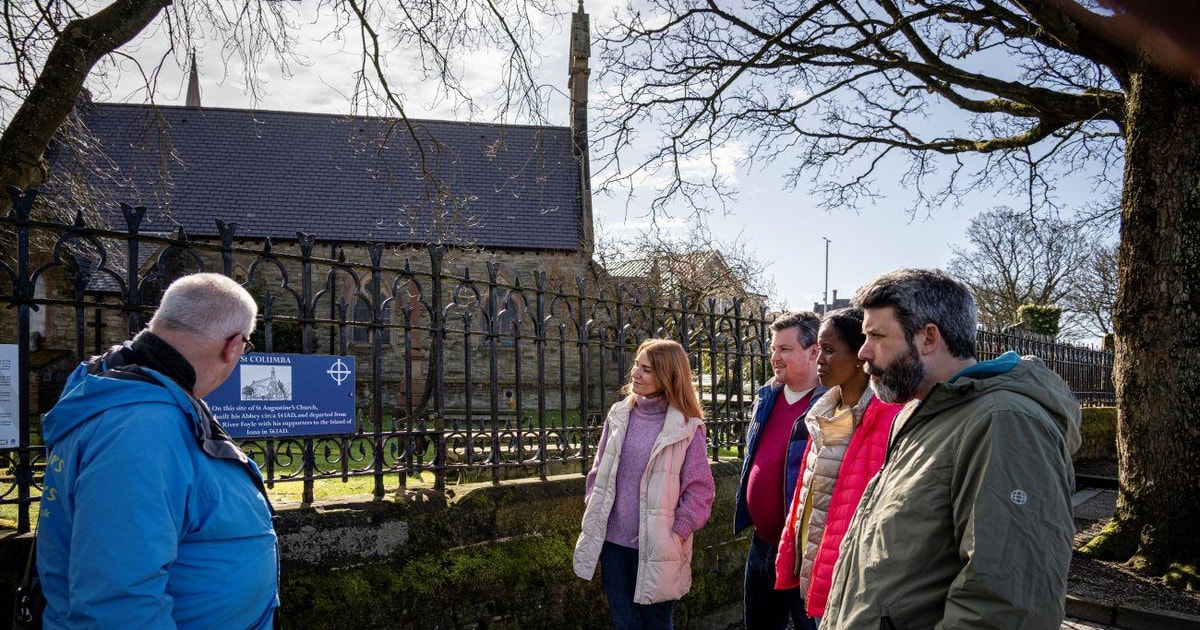 Derry/Londonderry: Real Derry Girls and Other Private Tours | GetYourGuide