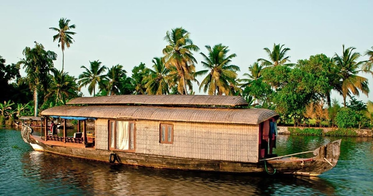BACKWATER HOUSEBOAT TOUR FROM COCHIN PORT | GetYourGuide