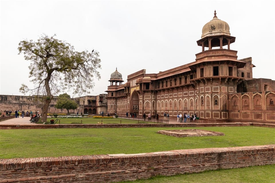 Taj Mahal & Agra Fort tour with Local Art | GetYourGuide