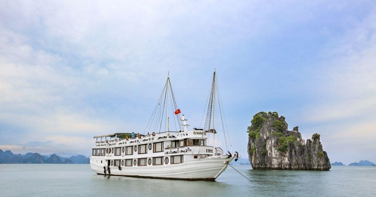 Crucero 3D2N por la Bahía de Ha Long con Oriental Sails | GetYourGuide