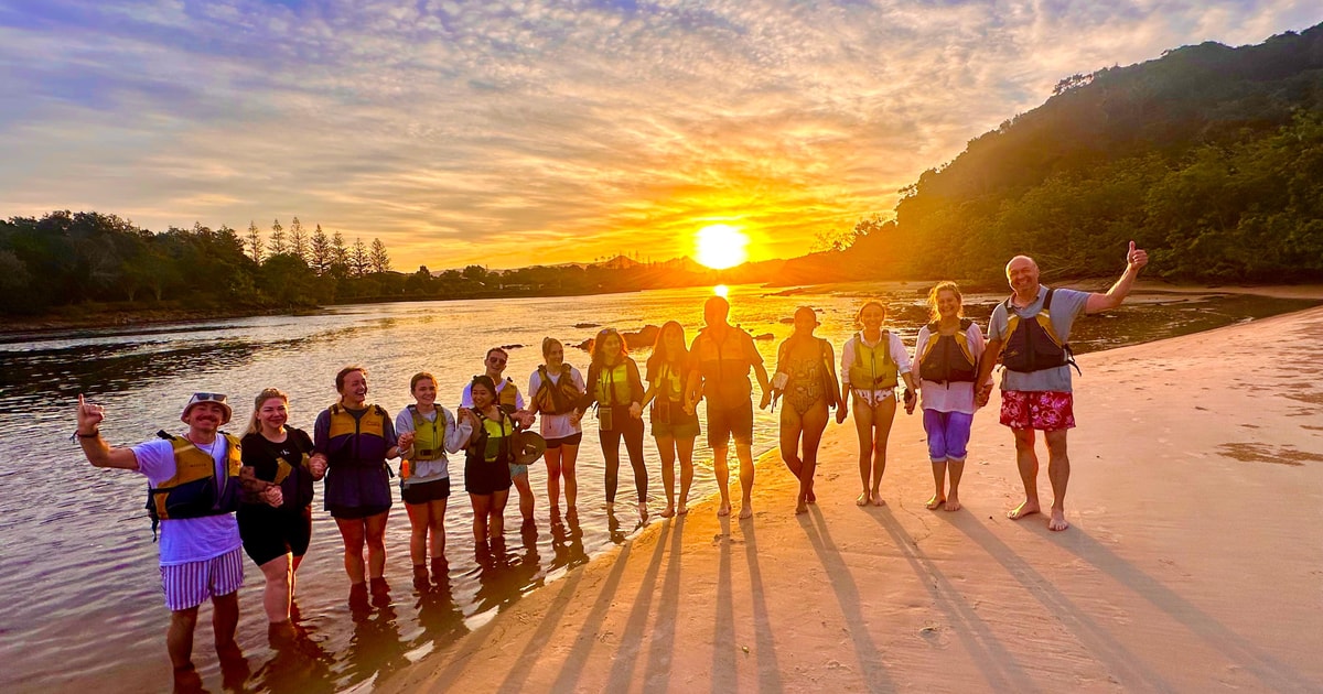 Byron Bay: Kajak- und Wander-Öko-Tour mit Schwimmen am Wasserfall | GetYourGuide