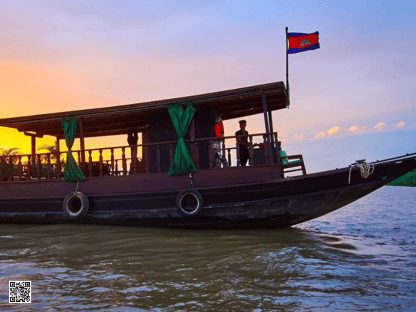 Private River Cruise along Tonle Sap Lake & Floating Village | GetYourGuide