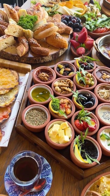Homemade Jordanian Dishes Local Wine&Beer At My House Garden | GetYourGuide