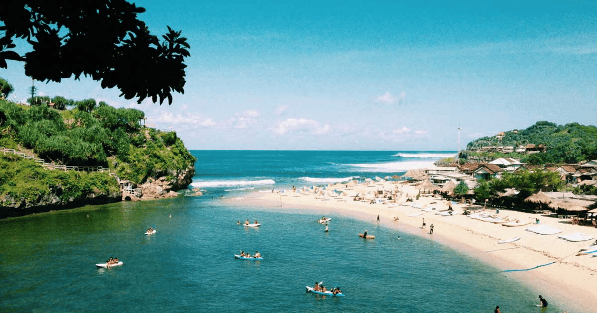 Yogyakarta: špilja Pindul, vožnja na gumi po rijeci i obilazak plaže ...