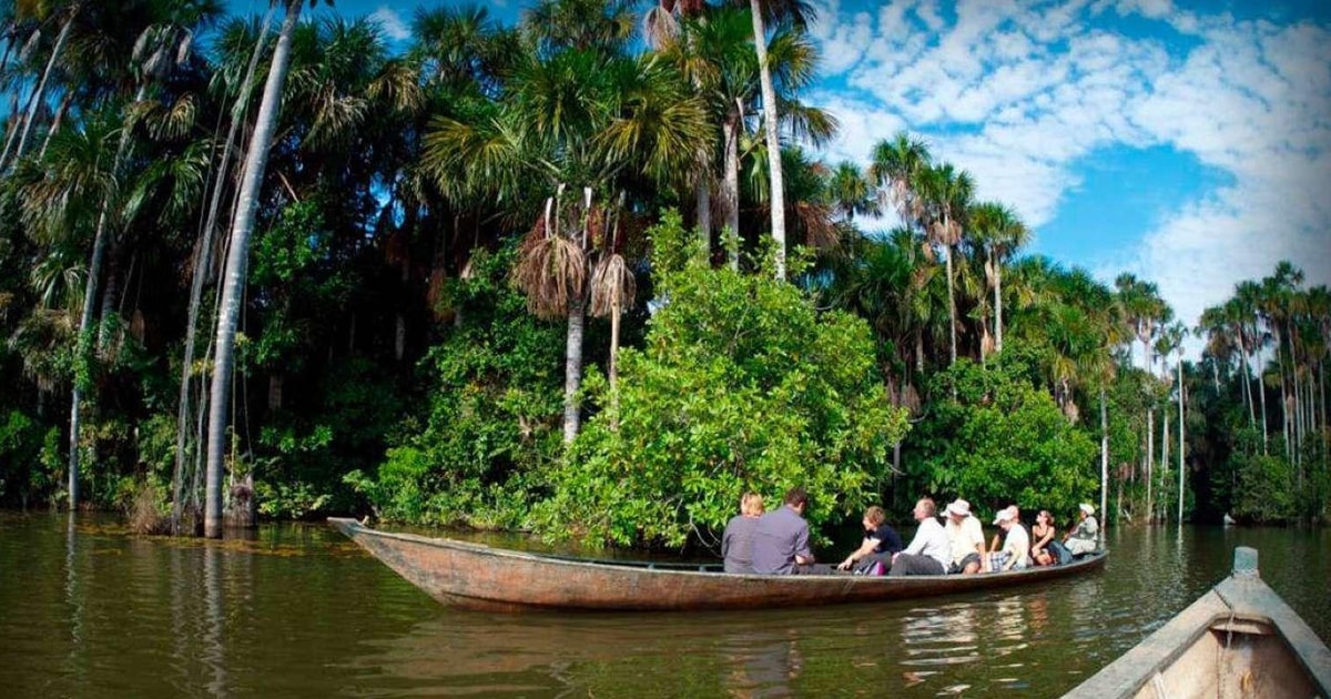 Lago Sandoval Día Completo | GetYourGuide