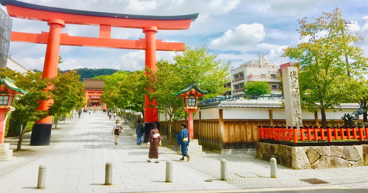 Kyoto: Fushimi Inari Shrine and Mount Inari Guided Tour | GetYourGuide