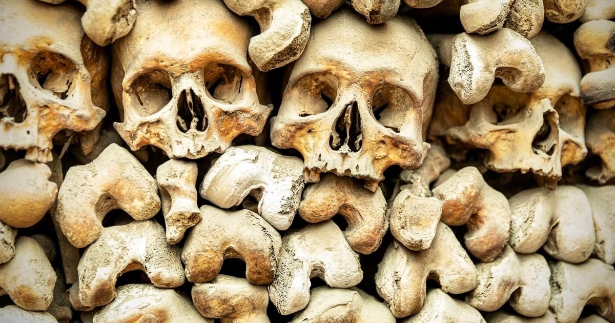 Secrets Beneath Rome: Capuchin Crypt and Catacombs Tour | GetYourGuide