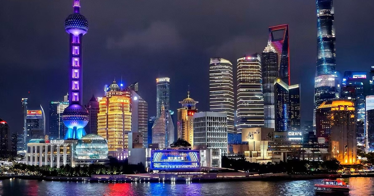 Shanghai Cityboat: 30-Min Scenic River Cruise from the Bund | GetYourGuide