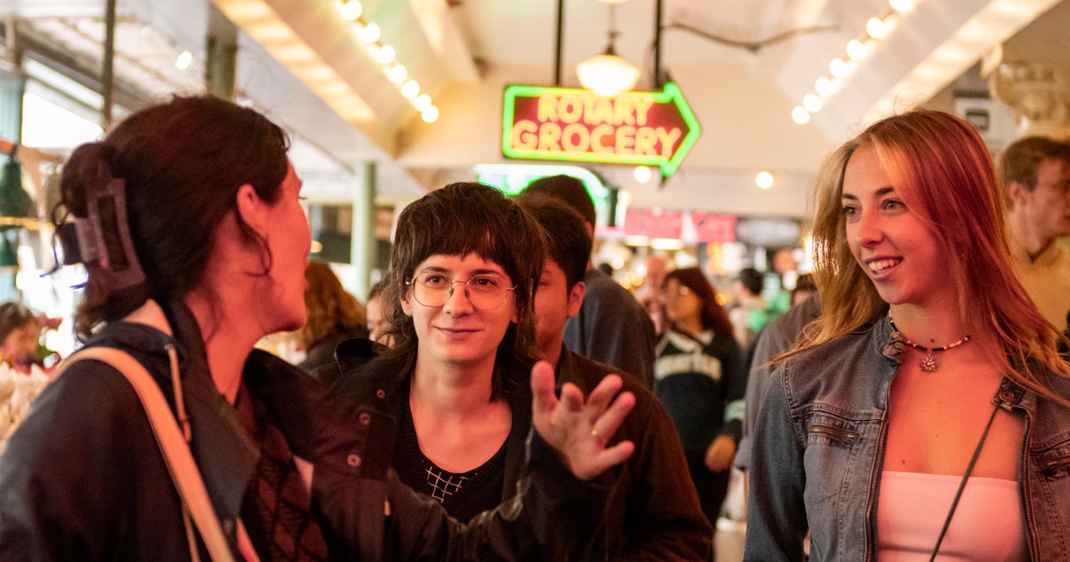 Seattle: Taste Pike Place Market's Flavors | GetYourGuide