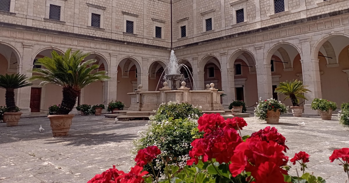 Cassino: Monte Cassino Battlefield Tour von Anna Priora | GetYourGuide