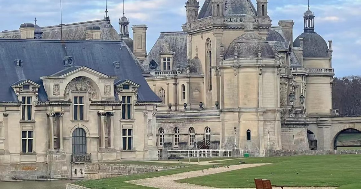 Parijs: Chantilly kasteel privétour met ophaalservice vanaf je hotel ...