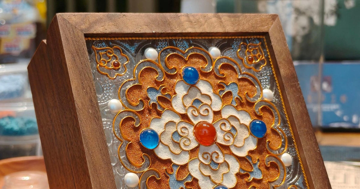 Beijing: Cloisonné-workshop med souvenir | GetYourGuide