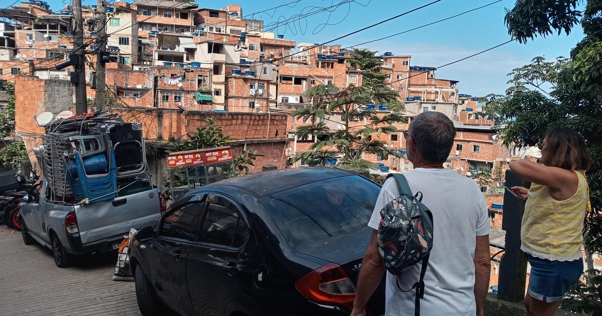 Rio de Janeiro: the biggest favela tour in Rio, lest go! | GetYourGuide