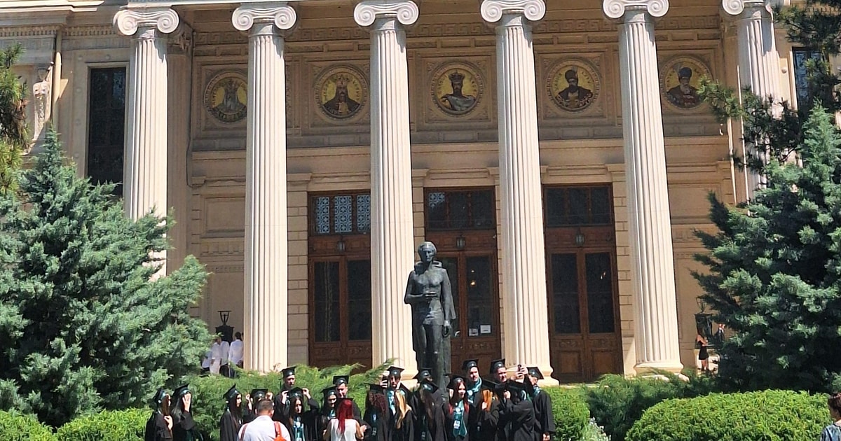 Bukarest: Private Fototour mit Guide | GetYourGuide