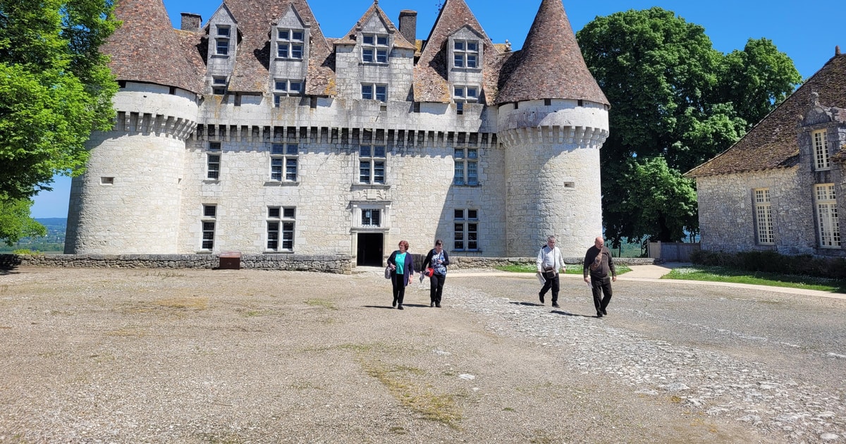 From Bordeaux: A Day of Castles, Wine & Food in Dordogne, Offbeat Wine ...