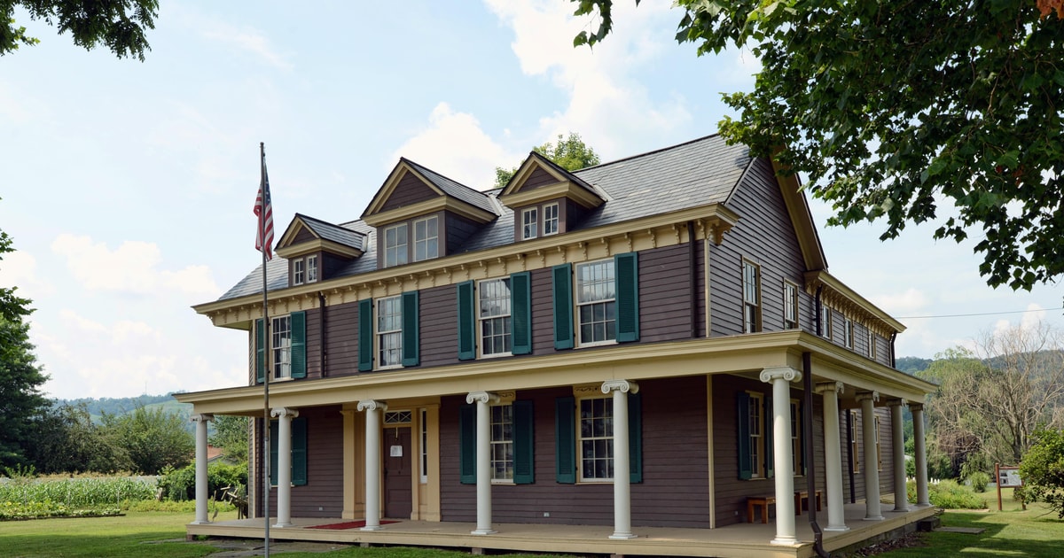 Cockayne Farmstead: Cockayne Farmhouse Guided Tour | GetYourGuide