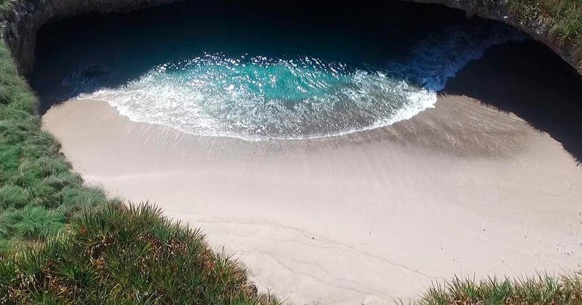 Playa del Amor: Incredible Hidden Beach Tour | GetYourGuide