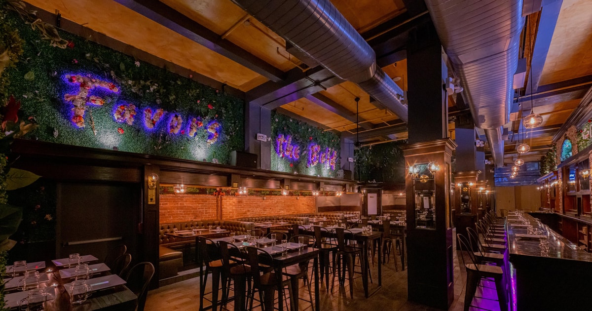 NYC: New Year's Eve at The Dean w/ 5 Hour Top Shelf Open Bar | GetYourGuide