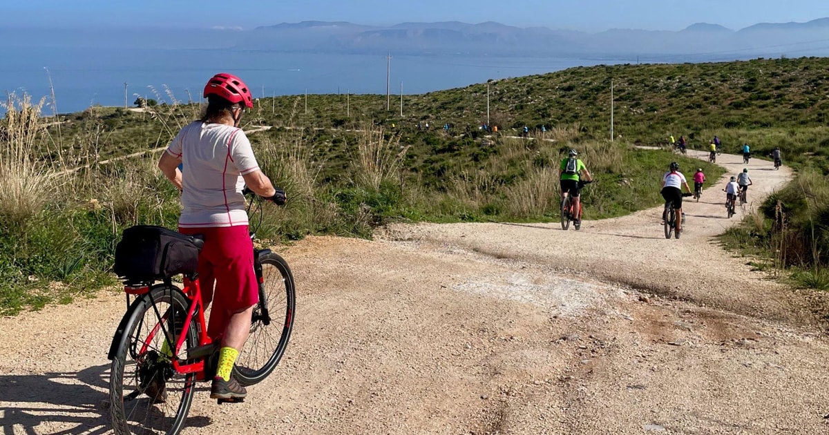 Castellammare del Golfo : circuit en vélo électrique à la grotte ...