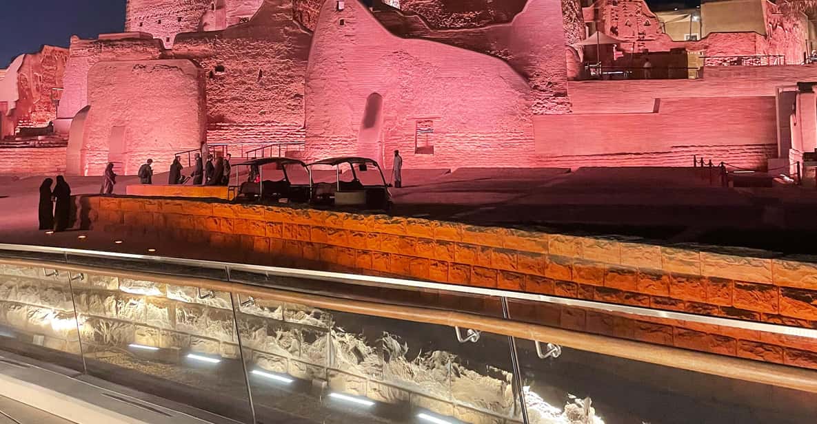 Diriyah Old Town : historical UNESCO site tour with dinner | GetYourGuide