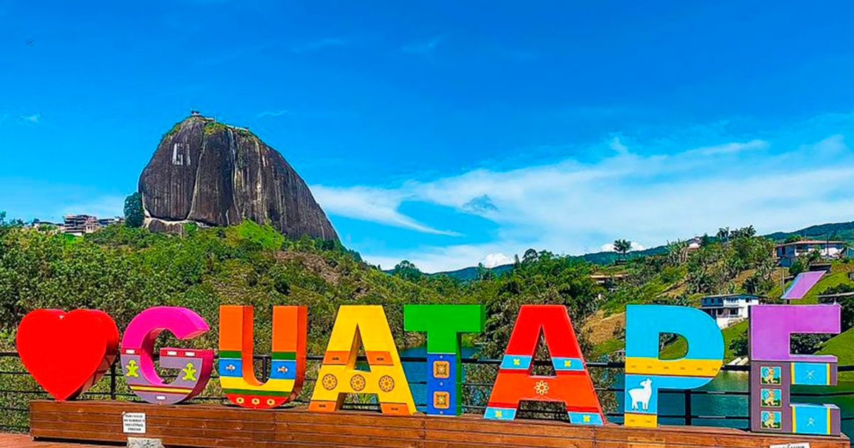 Medellin: Guatapé-Tour, der Felsen, Bootsfahrt und Bauernhof ...