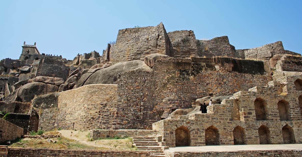6-hours Golconda Fort & Qutub Shahi Tombs Tour with transfer | GetYourGuide