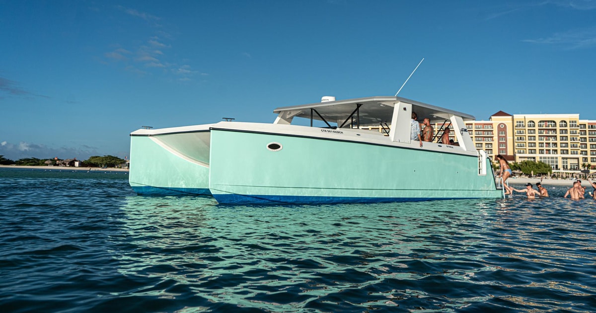 Aruba: Crociera in catamarano al tramonto | GetYourGuide