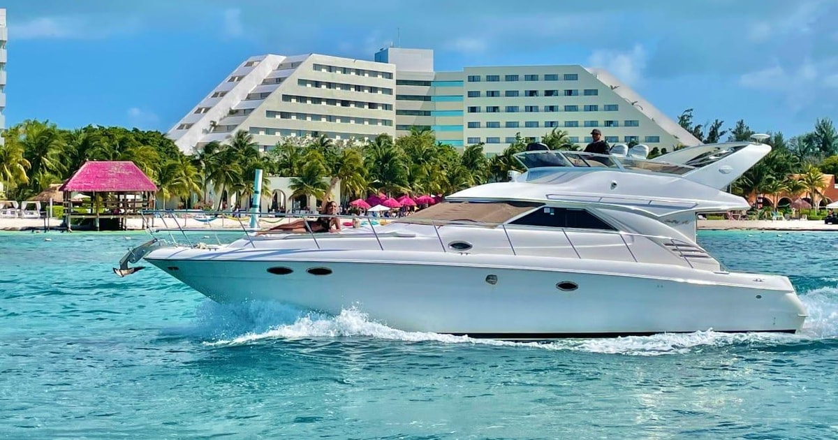 Cancun: Exclusive Sea Ray Express Bridge for 14 people | GetYourGuide