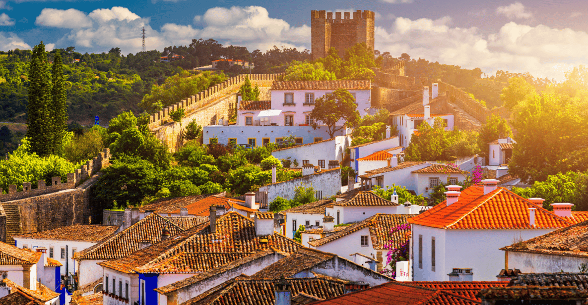 De Lisboa: Tour a Óbidos e Nazaré - Vila Medieval, Ginja e Praias ...