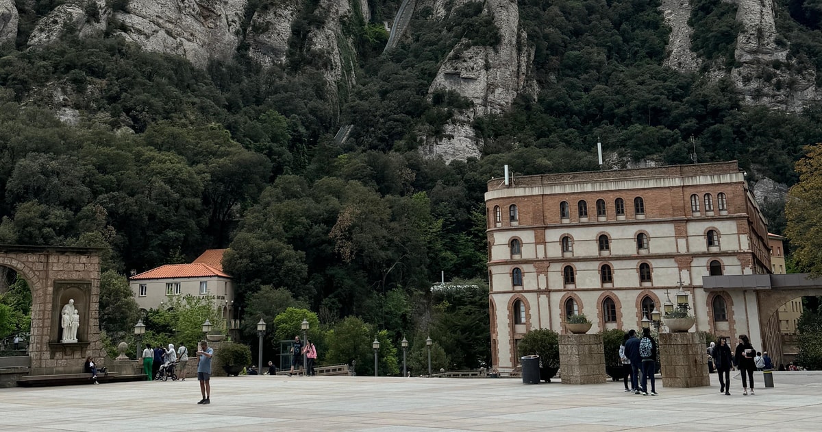 MONTSERRAT: Private tour for Montserrat with tickets included ...