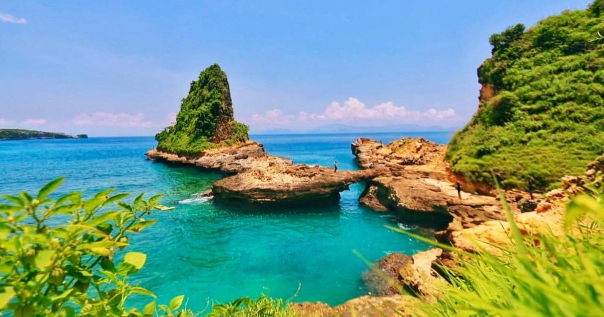 Lombok: Tanjung Beloam, Tanjung Ringgit & Tangsi Beach Tour | GetYourGuide
