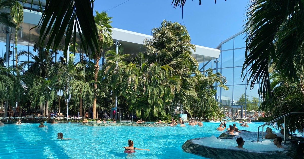 Sunday fun at Therme | GetYourGuide