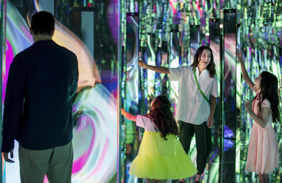 Dubaj: Bilet wstępu do AYA Universe | GetYourGuide