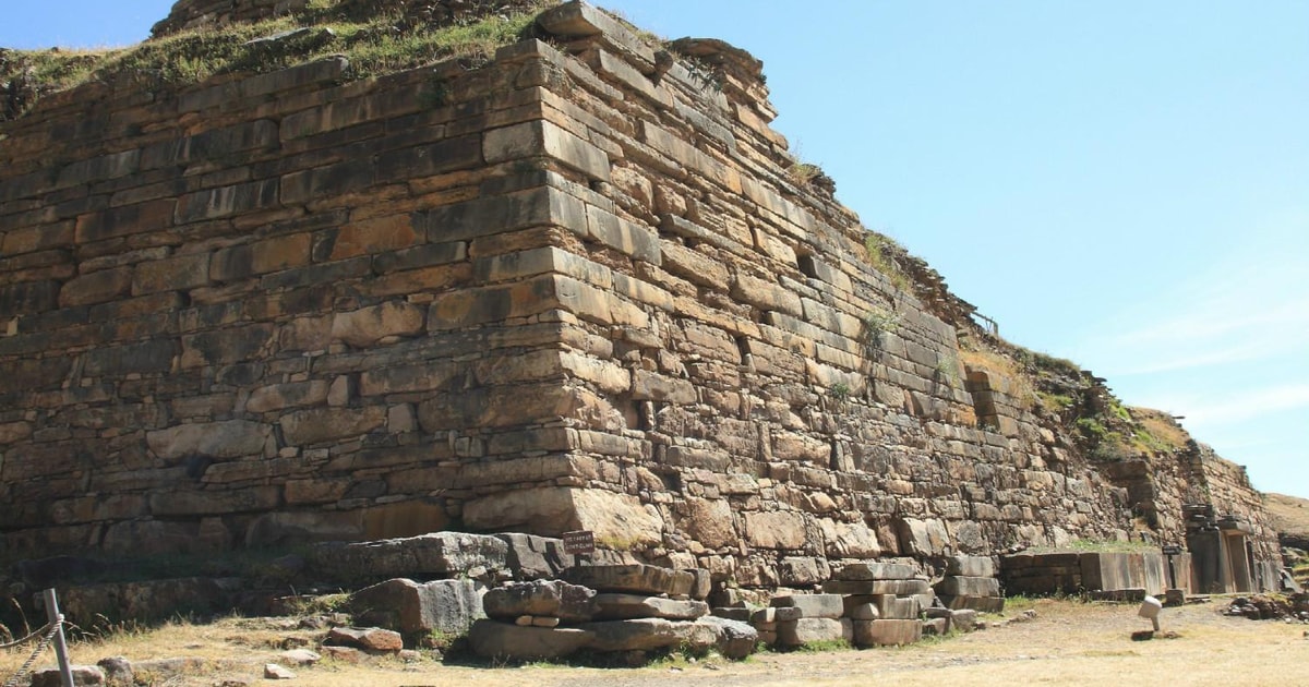Huaraz: Chavin de Huantar Archaeological Site Day Trip | GetYourGuide