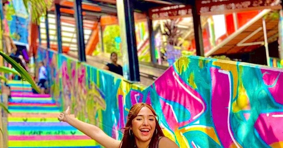 Medellín: Comuna 13 Tour La Verdadera Historia y Comida Callejera ...